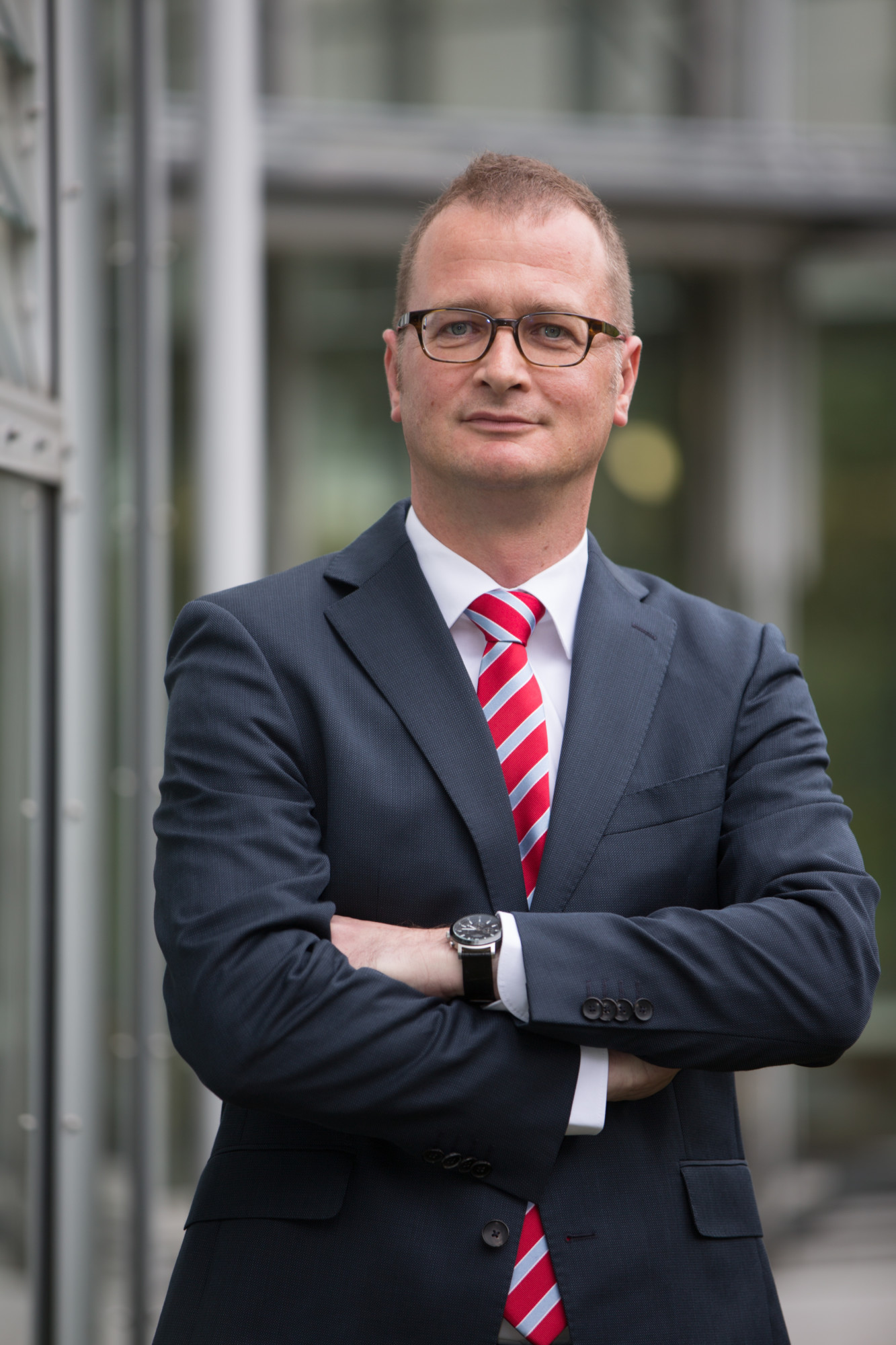Prof. Dr. Georg Caspers - Lehrstuhl für Bürgerliches Recht und Arbeitsrecht